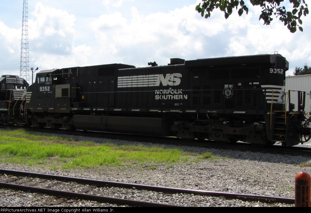 NS 9352