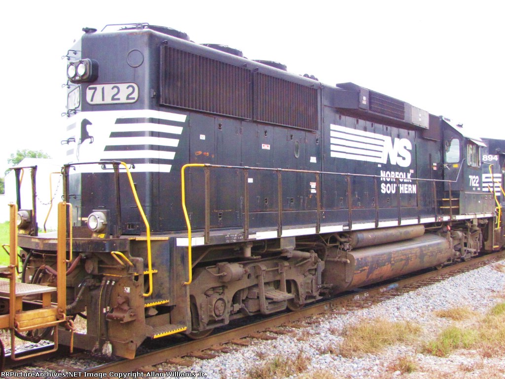NS 7122