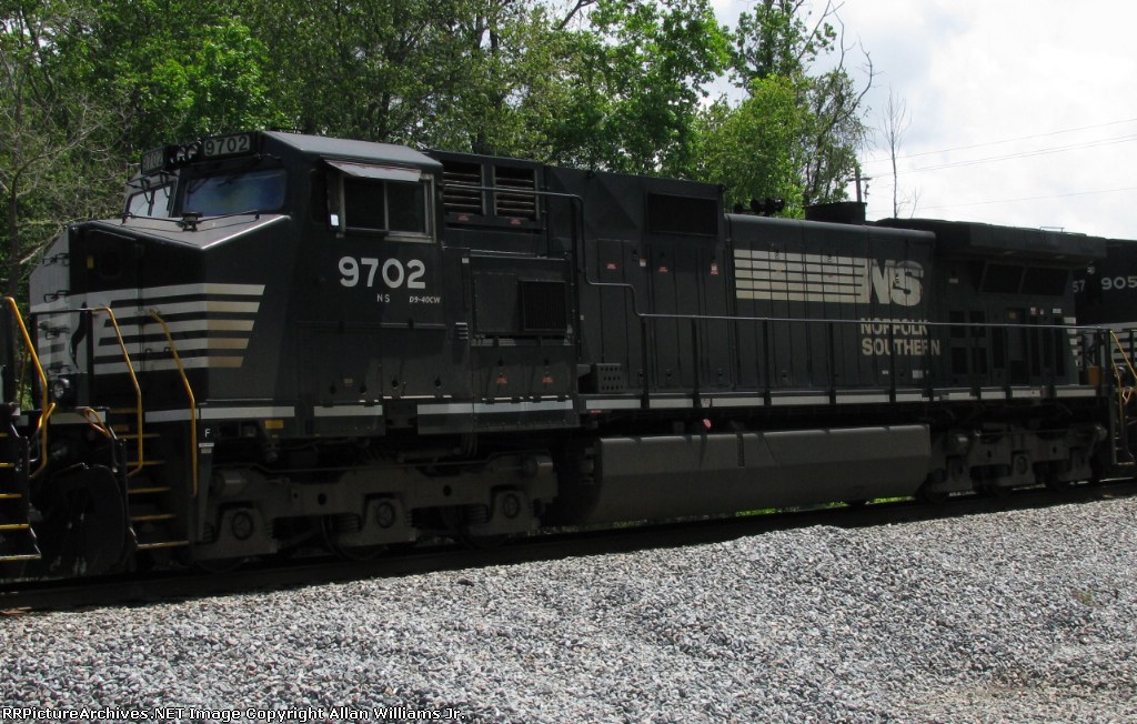 NS 9702
