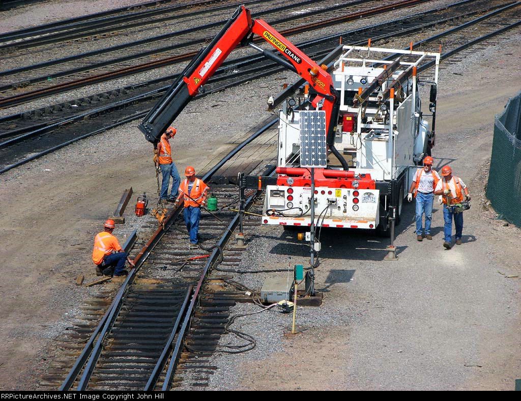 090831010 Rail section being replaced at BNSF Northtown Yard