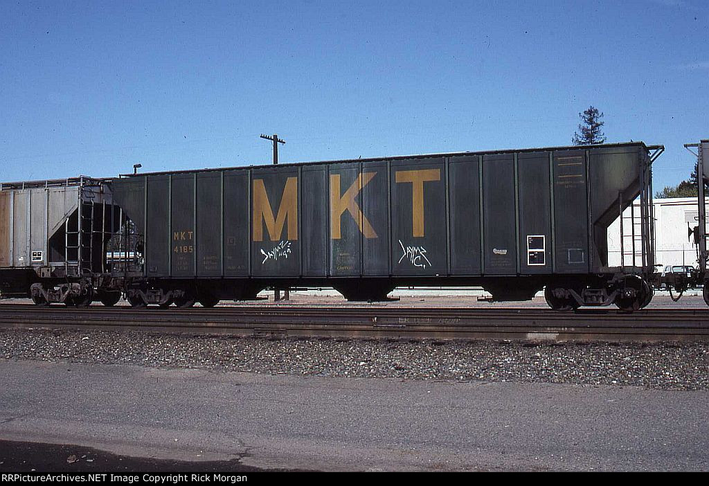 MKT Covered Hopper 4185