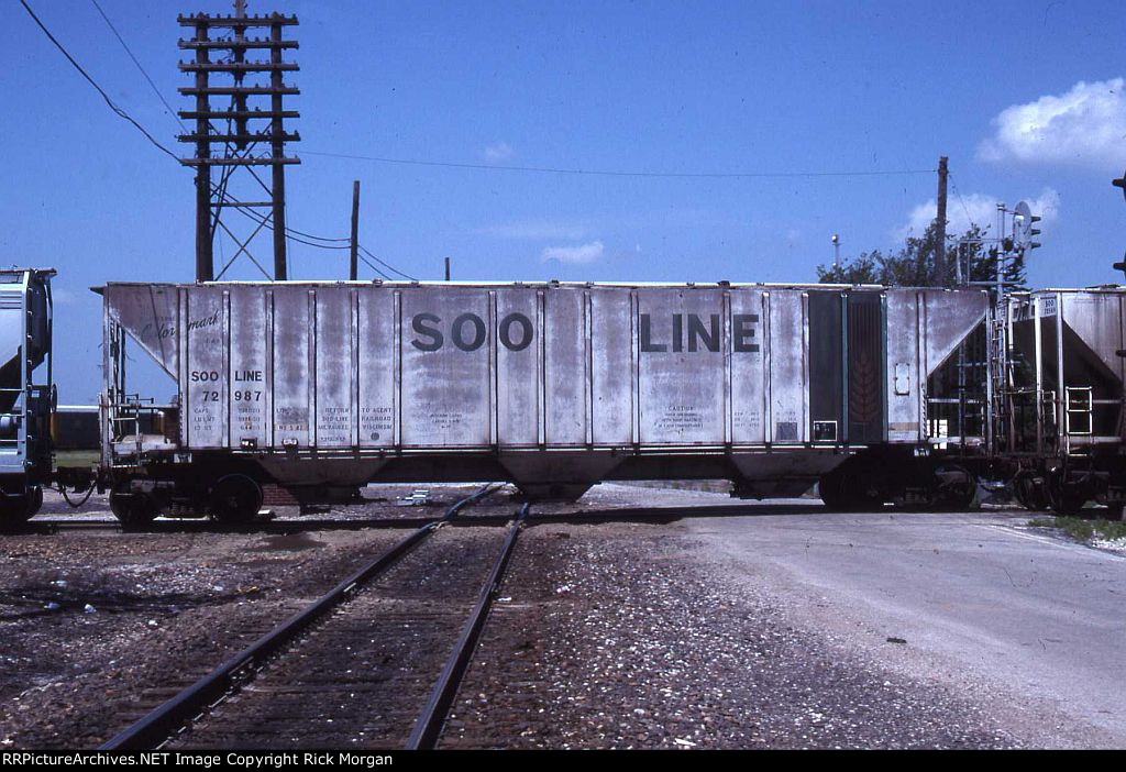 SOO covered Hopper 72987