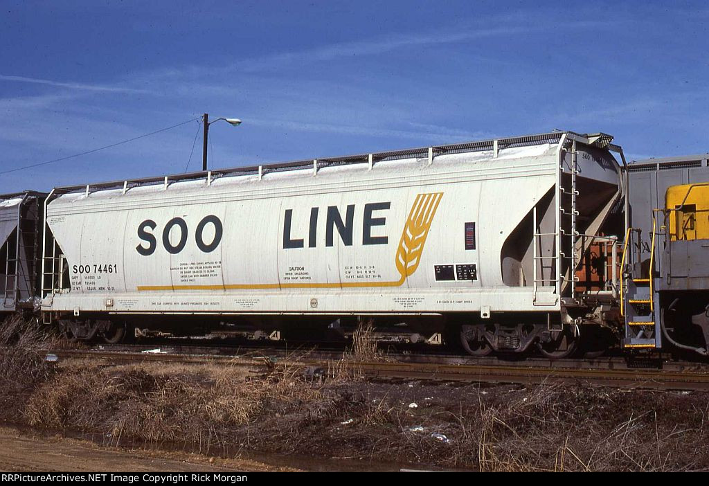 SOO Covered Hopper 74461