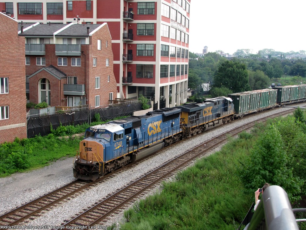 CSX 4748 Q702-26