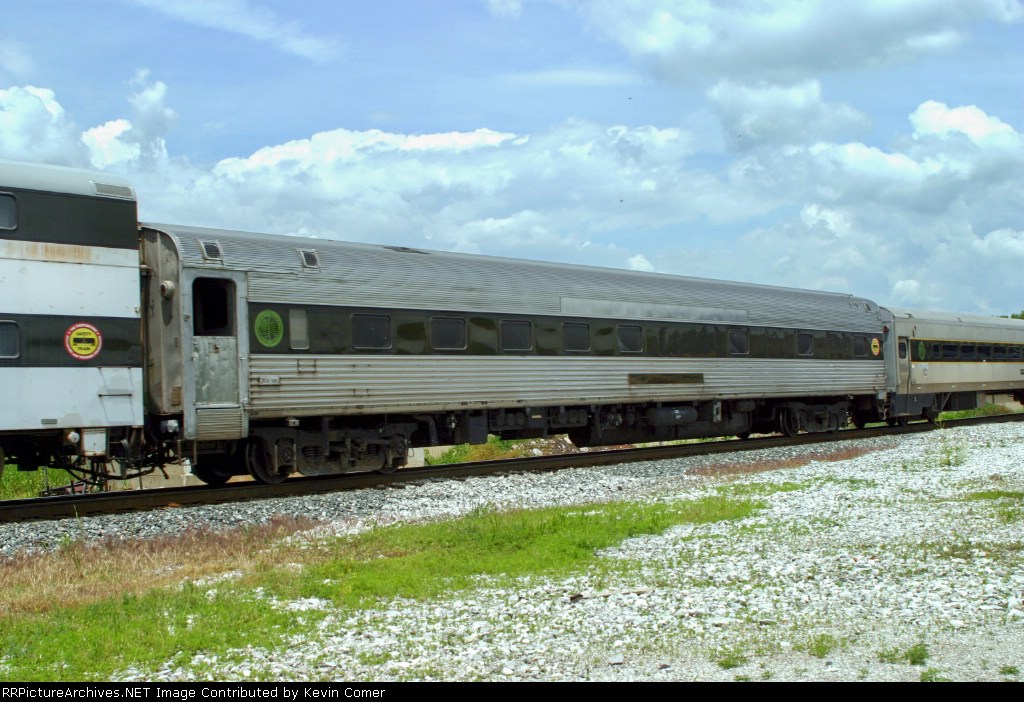 MCVX 429 is on CSX Q275 south passing L&N Depot 5/23/09