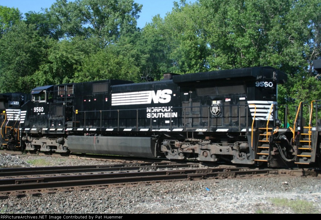 NS 9560