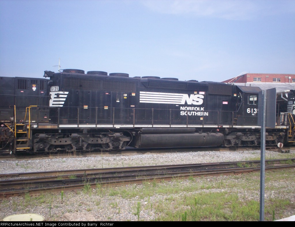 NS SDS40-2 6135