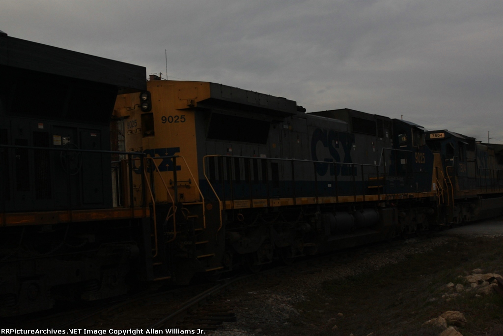 CSX 9025
