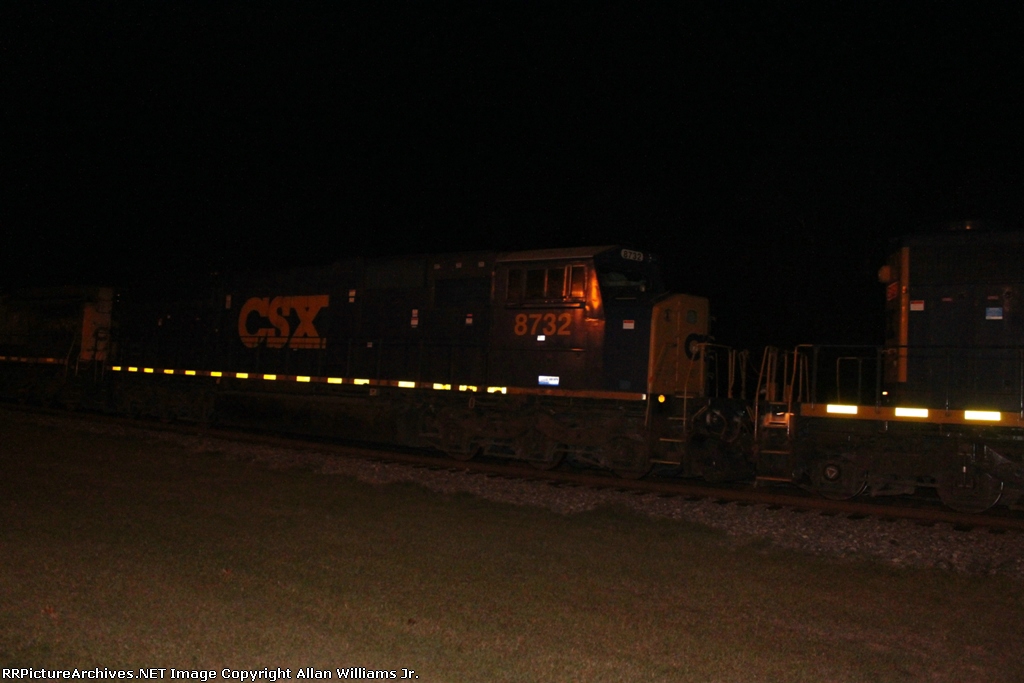 CSX 8732
