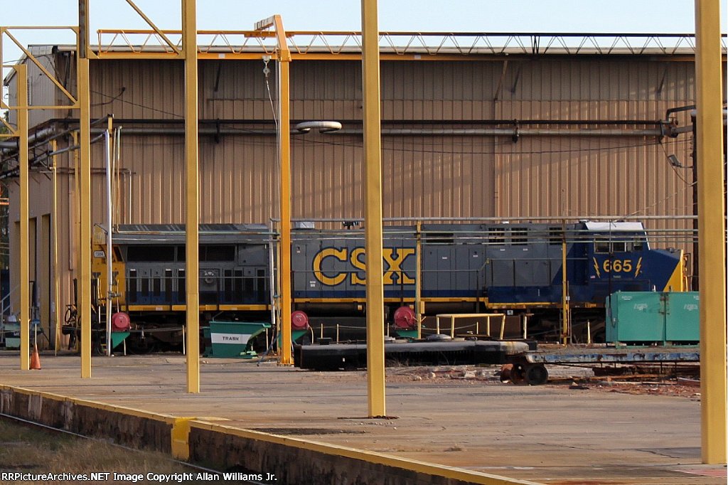 CSX 665