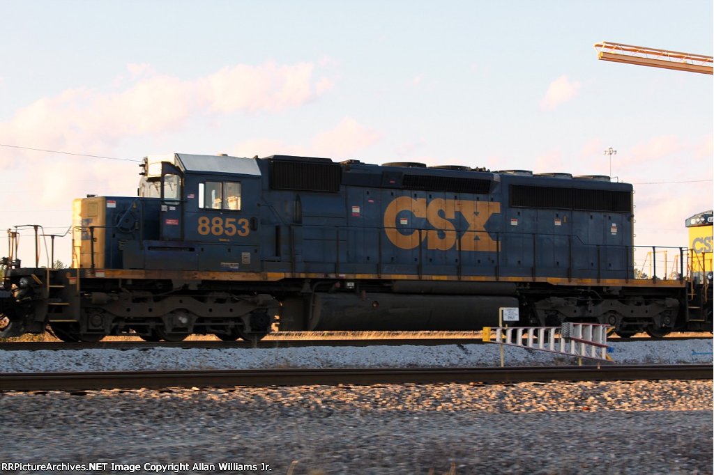 CSX 8853