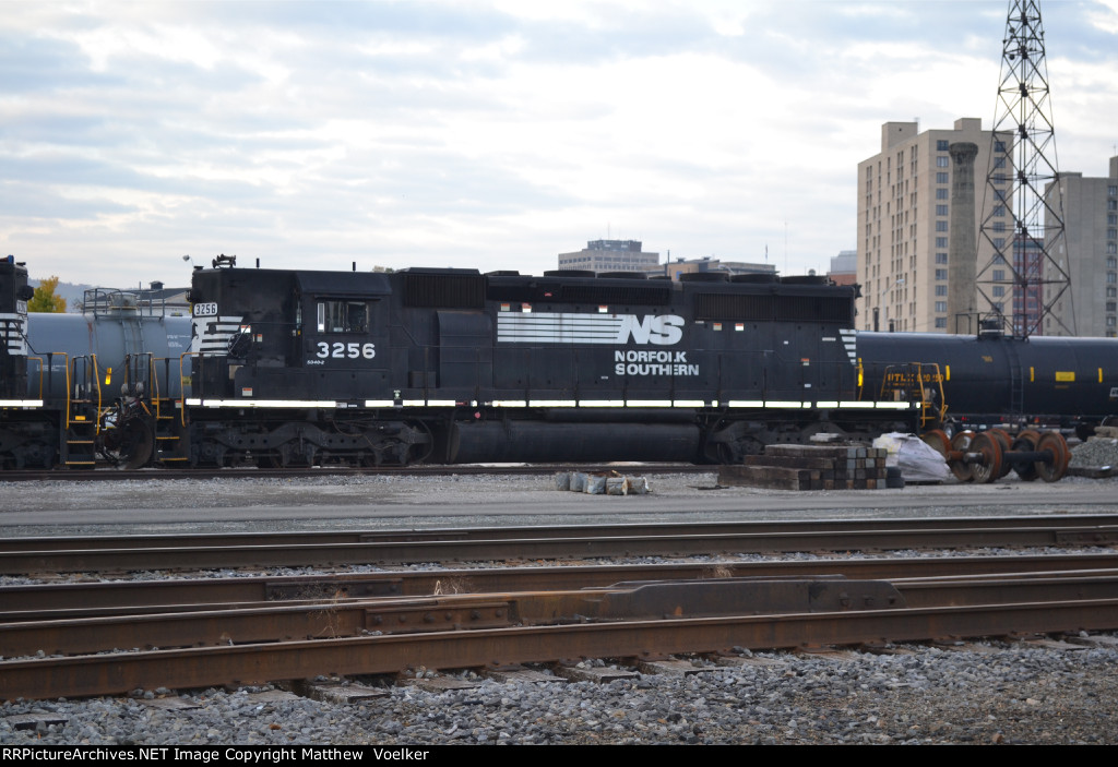 NS 3256