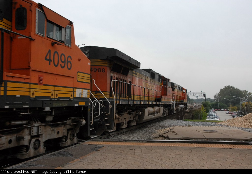BNSF 4988