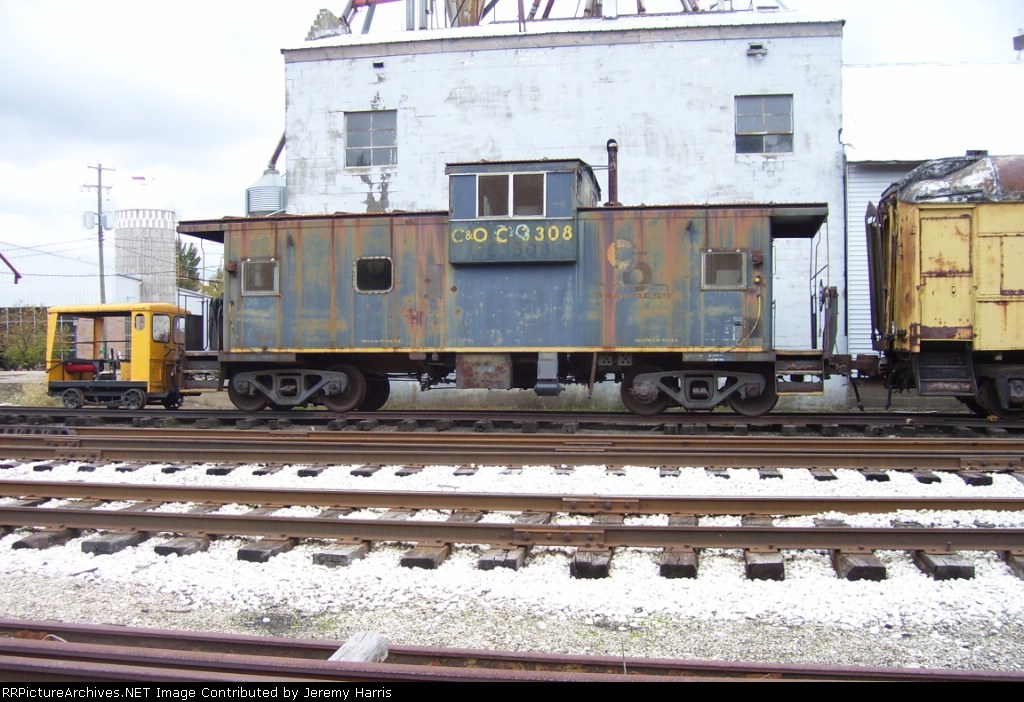 C&O Caboose