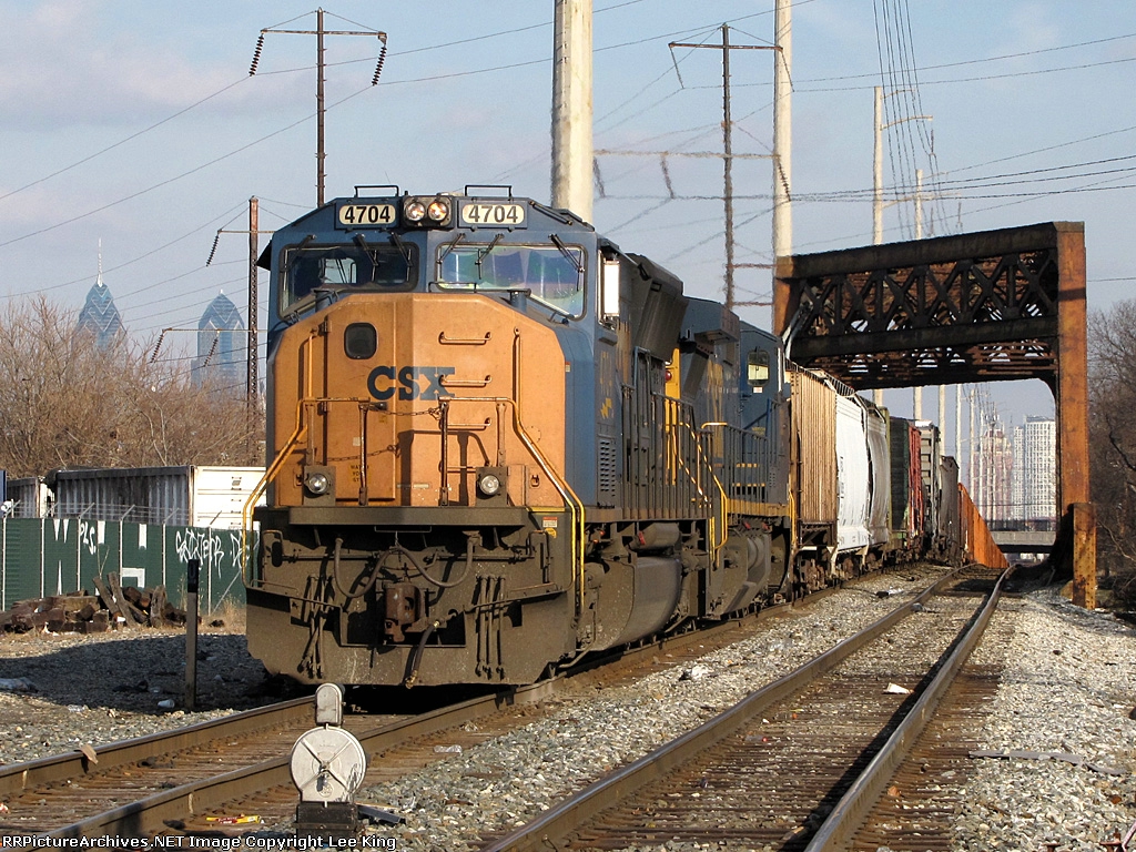 CSX 4704 Q405-27