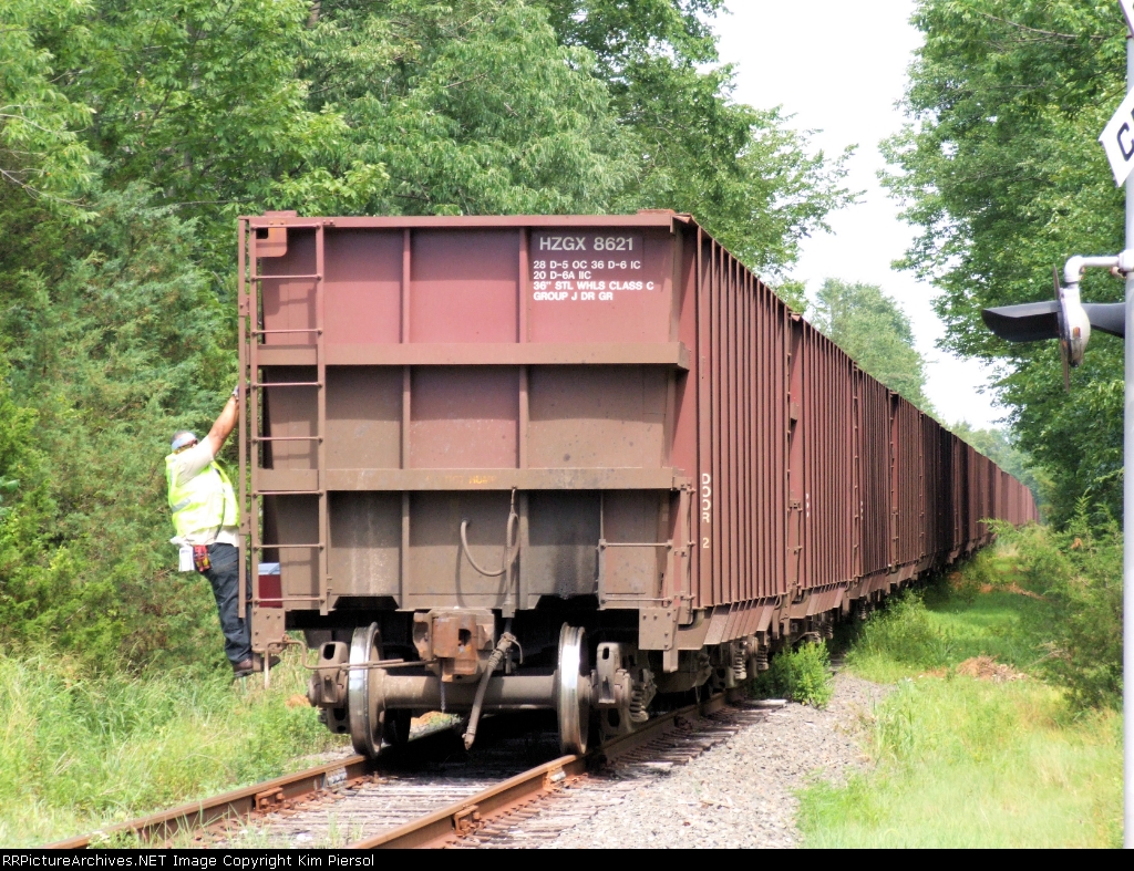 Herzog 8621 CSX W086-19 Empty Ballast Train