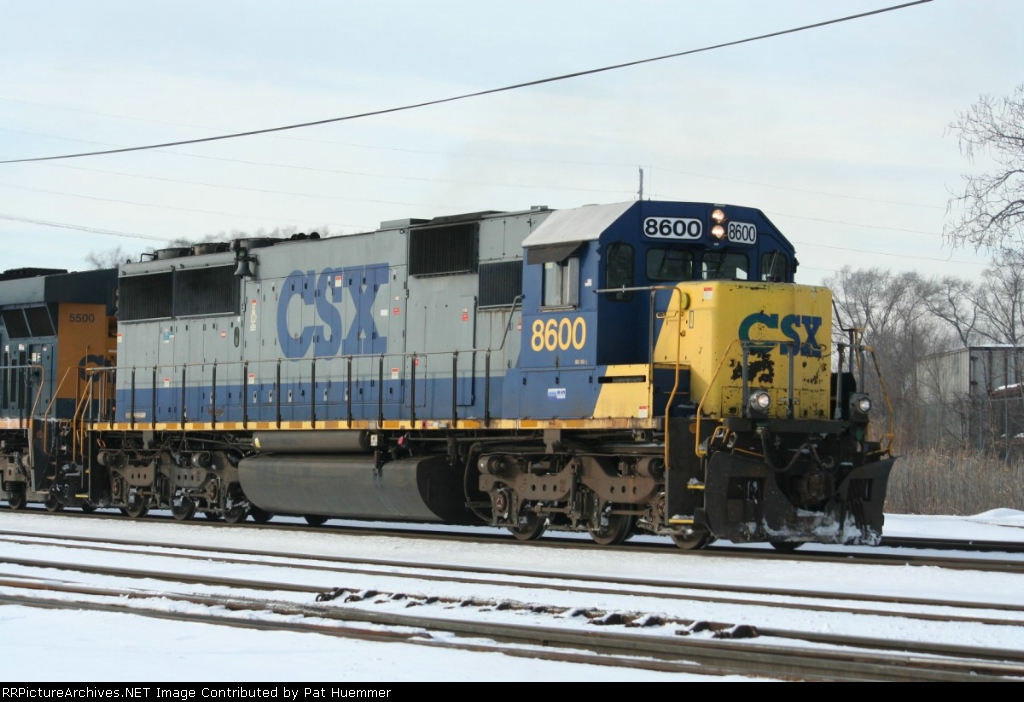 CSX 8600