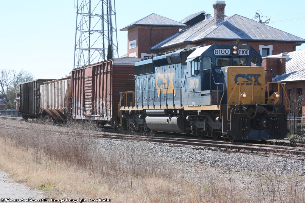CSX 8100