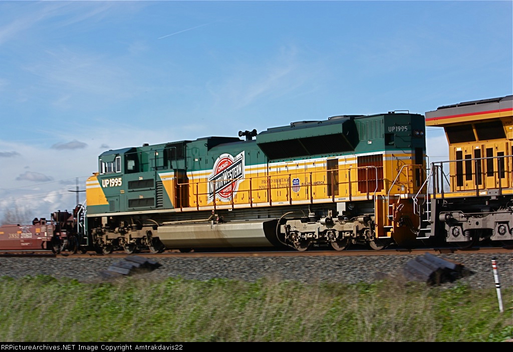 UP 1995 CNW Heritage