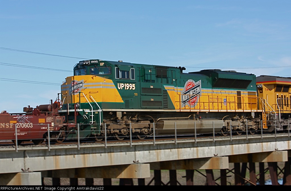 UP 1995 CNW Heritage