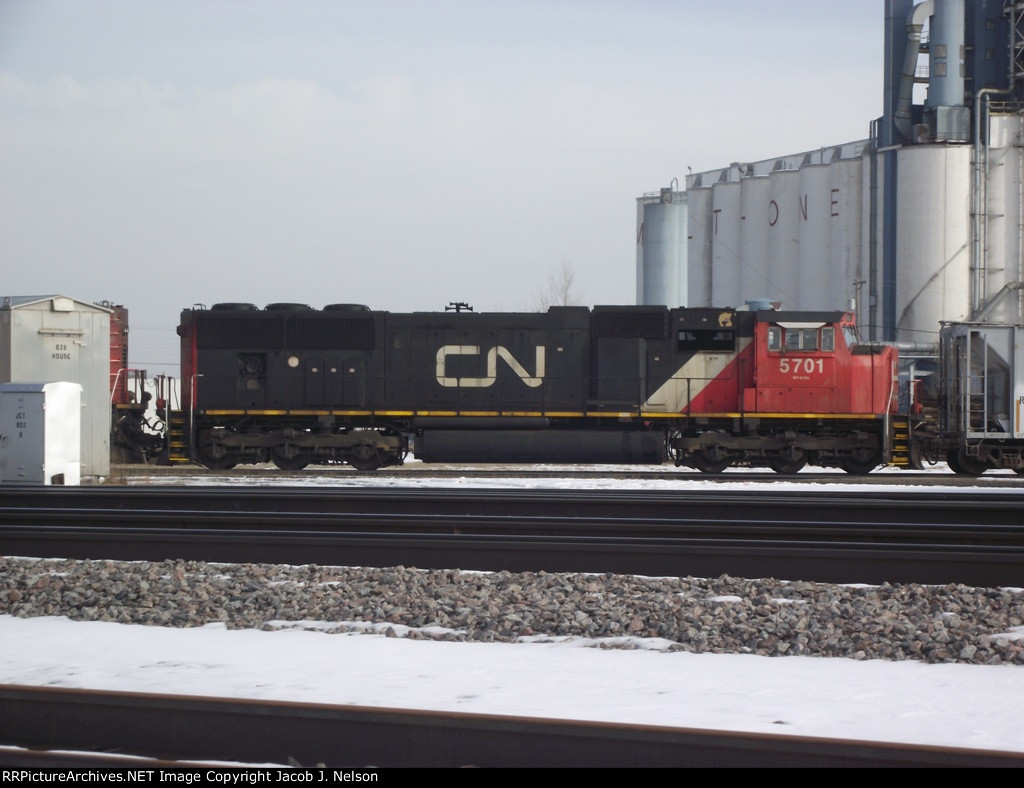CN 5701