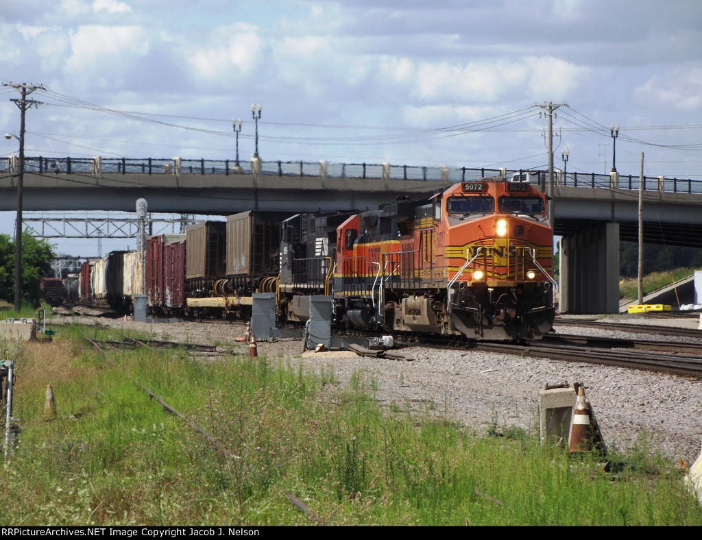 BNSF 5072