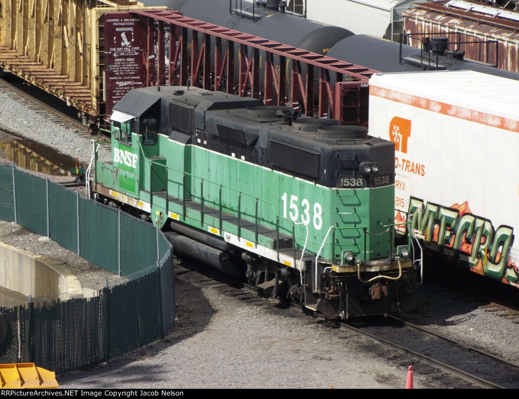 BNSF 1538