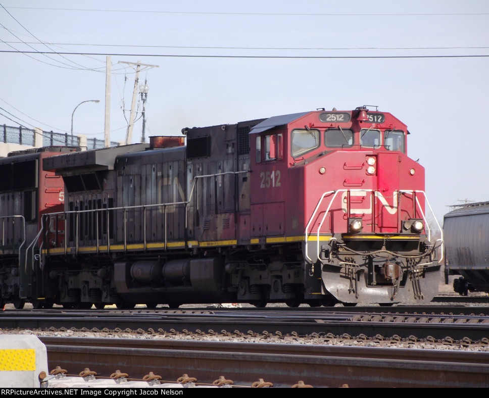 CN 2512
