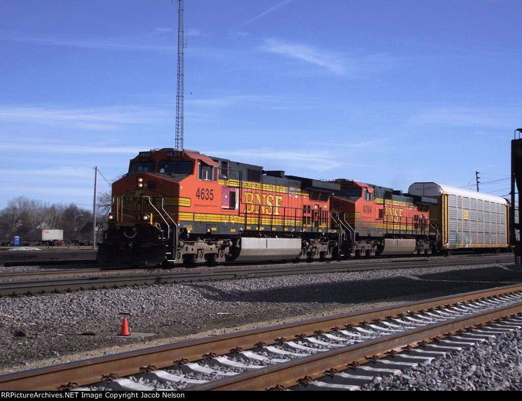 BNSF 4635