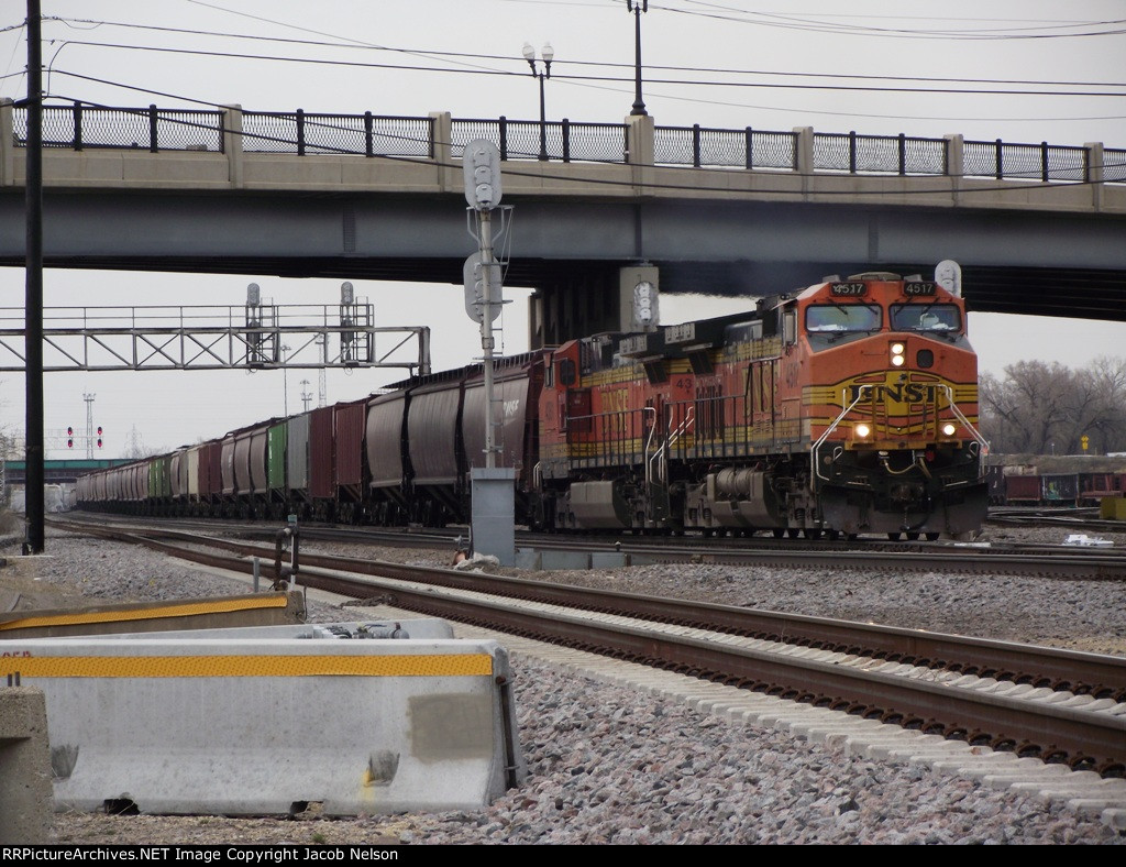 BNSF 4517