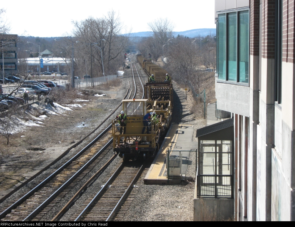 W035 Shoving West on Track 1
