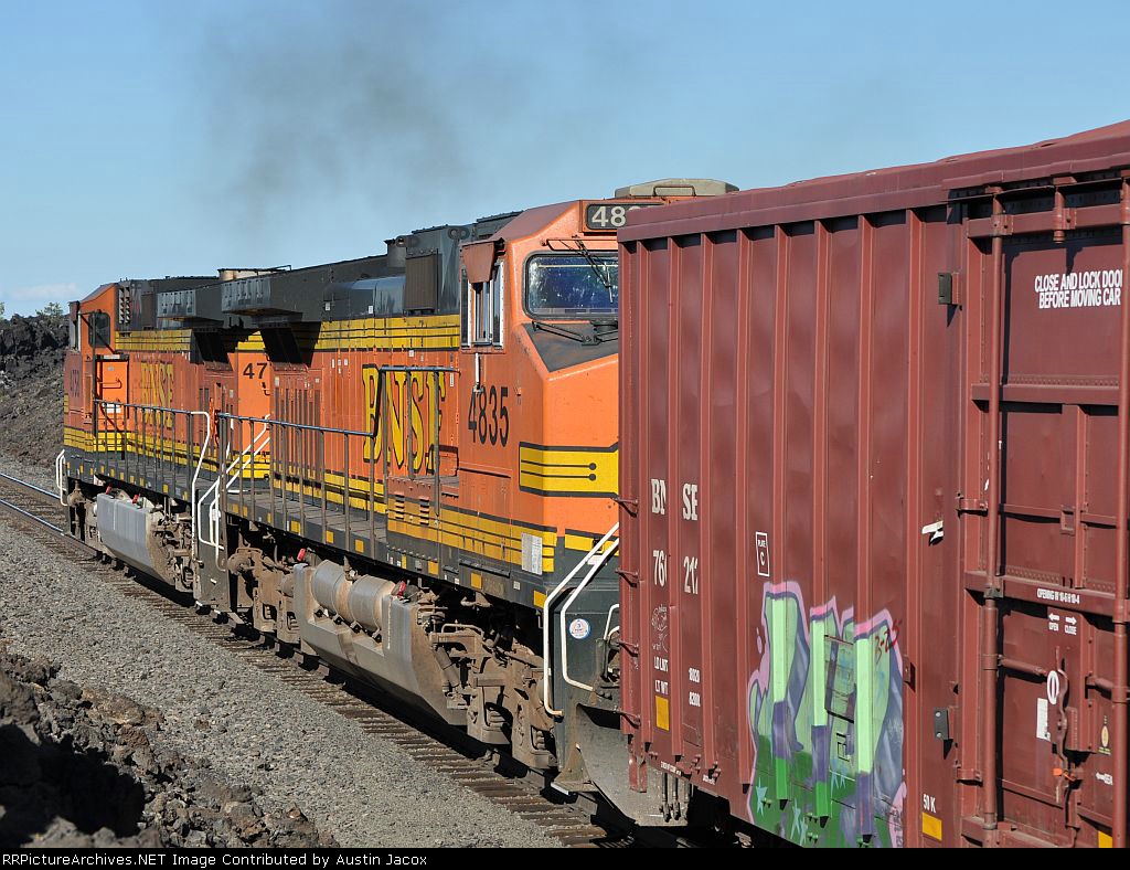 BNSF 4835 DPUs
