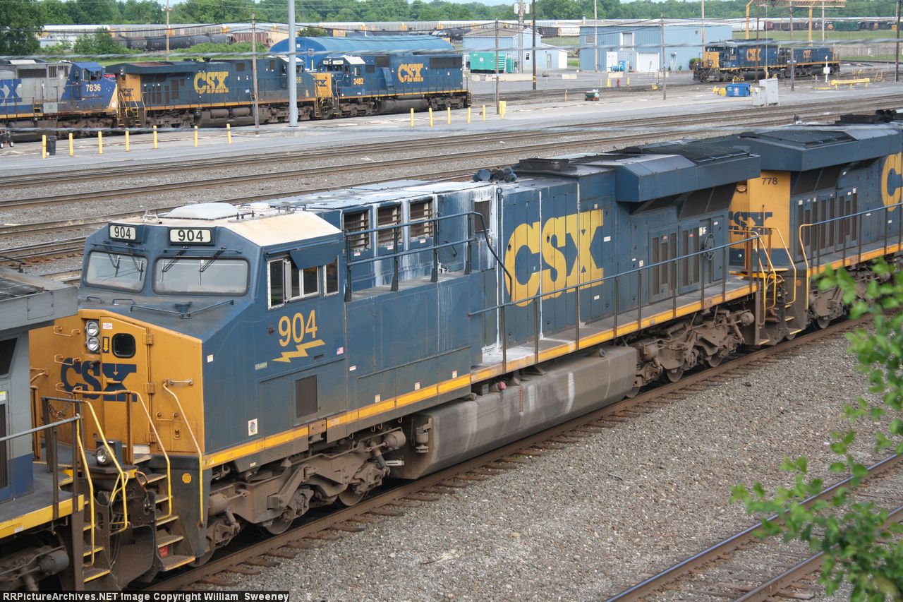 CSX 904