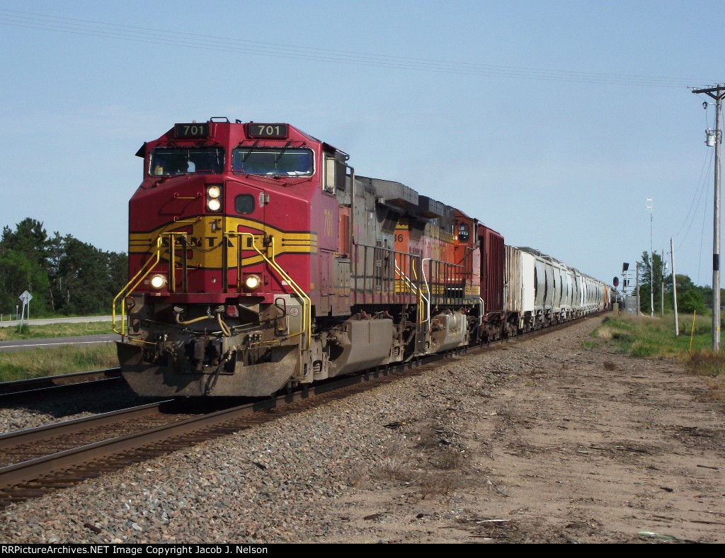 BNSF 701