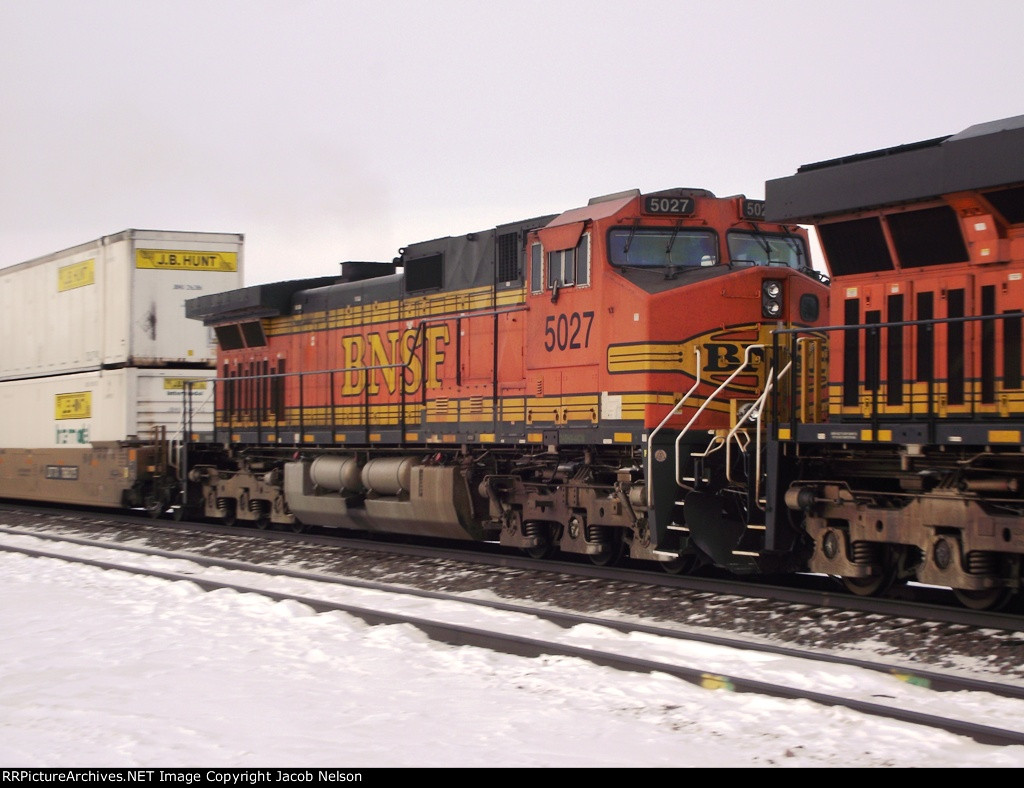BNSF 5027