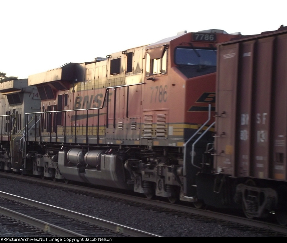 BNSF 7786