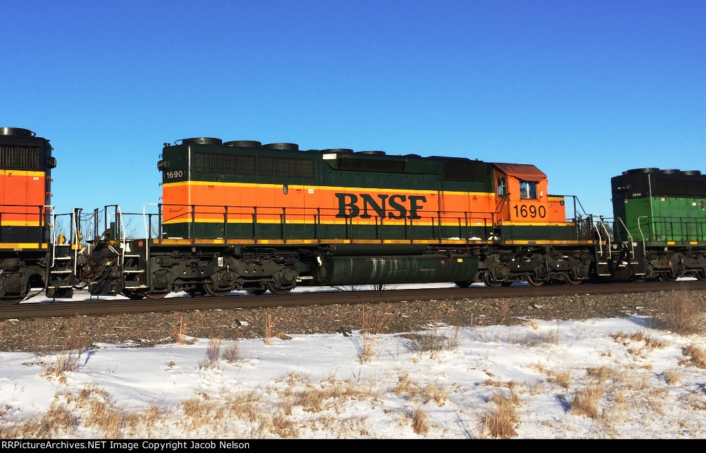 BNSF 1690