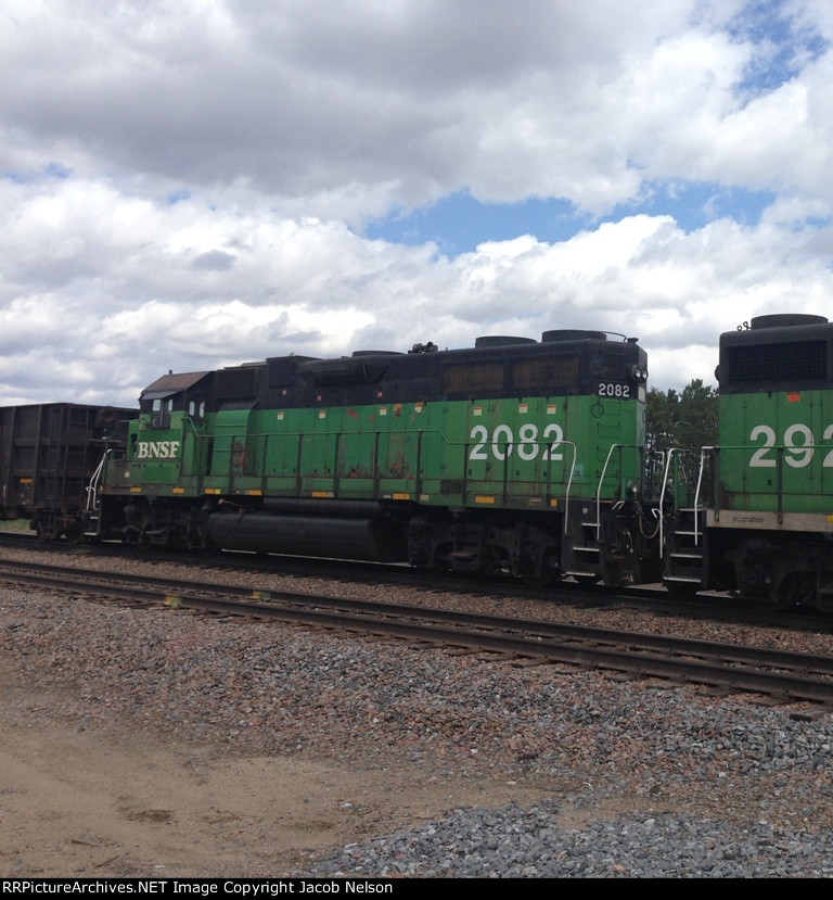 BNSF 2082