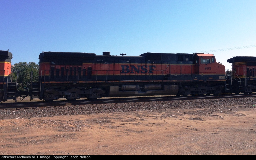 BNSF 999