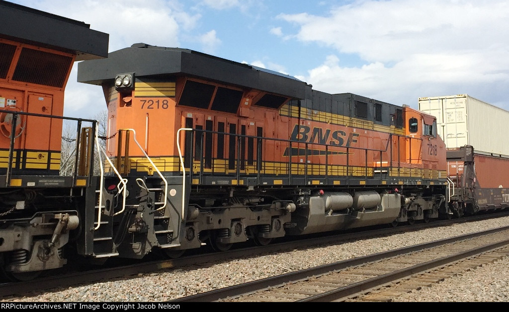 BNSF 7218