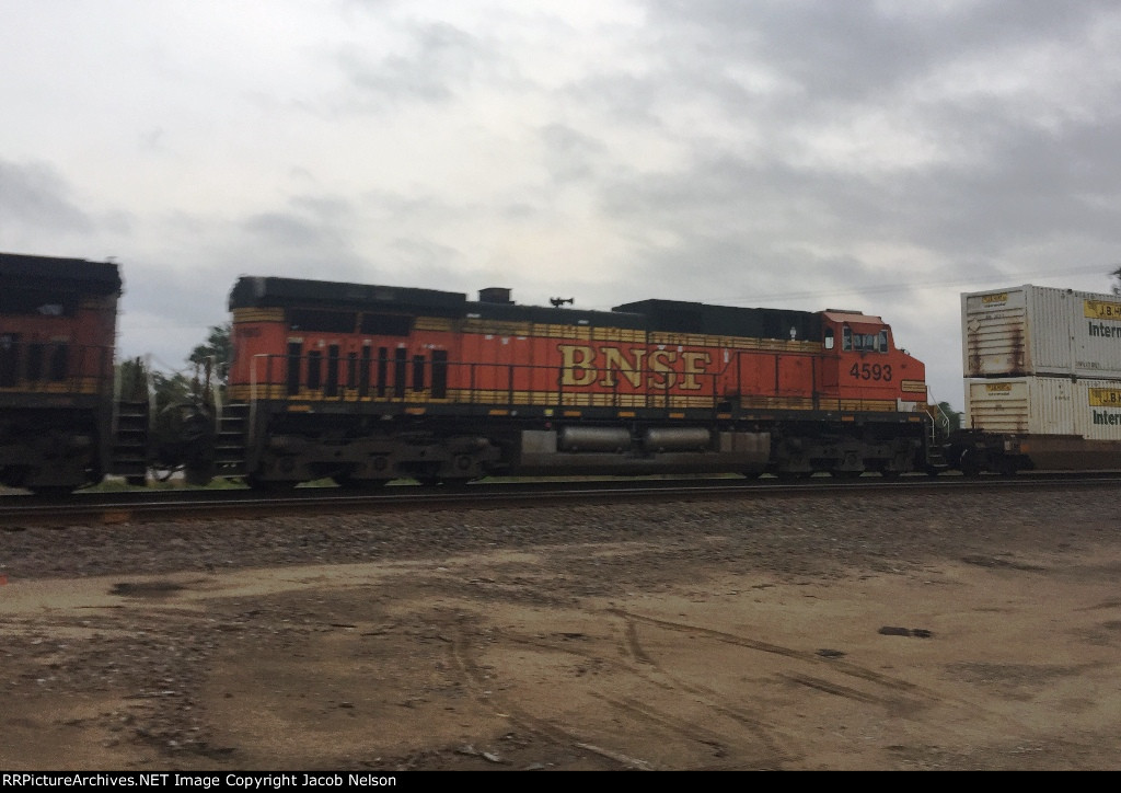 BNSF 4593