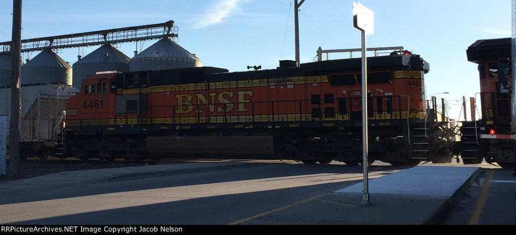 BNSF 4461