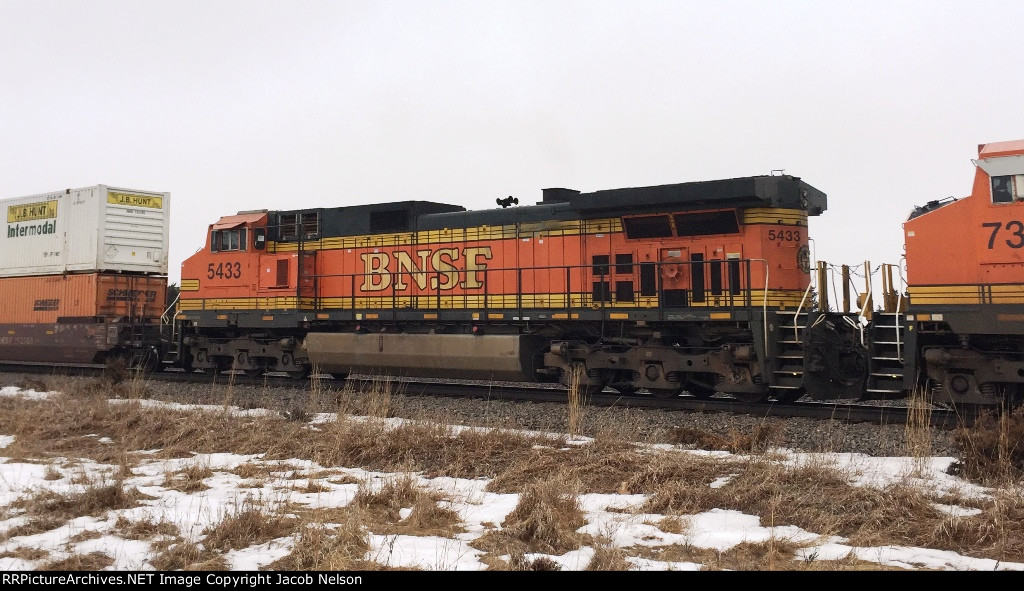 BNSF 5433