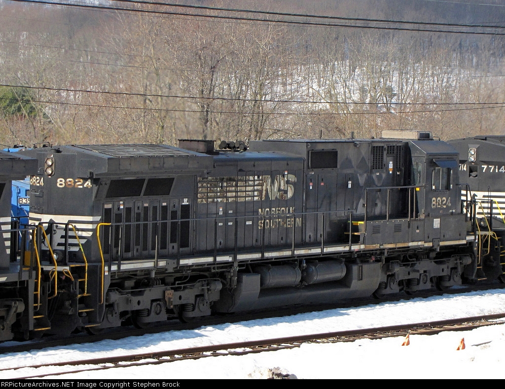 NS 8824 on the NB 38Q