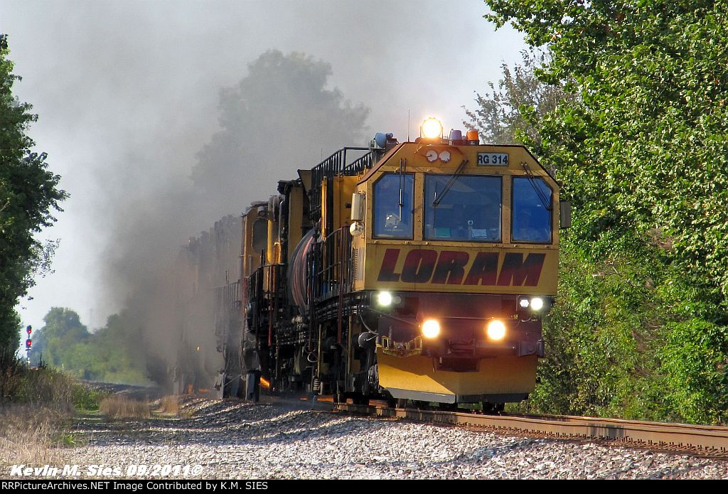 Loram Railgrinder RG 314 on the NS Brooklyn District.