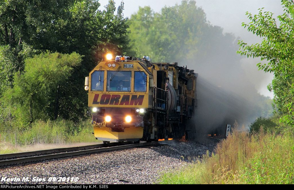 Loram Railgrinder RG 314 on the NS Brooklyn District.