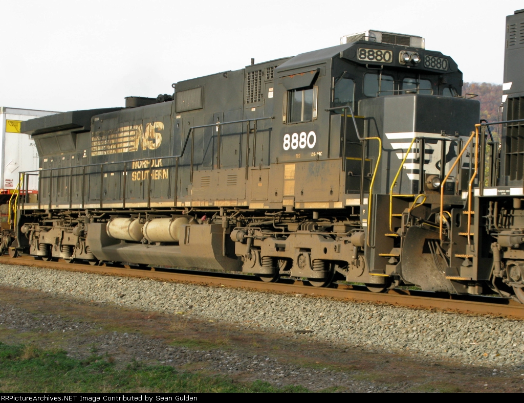 NS GE C40-9 8880