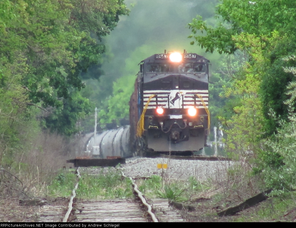 NS Westbound at Topton, PA