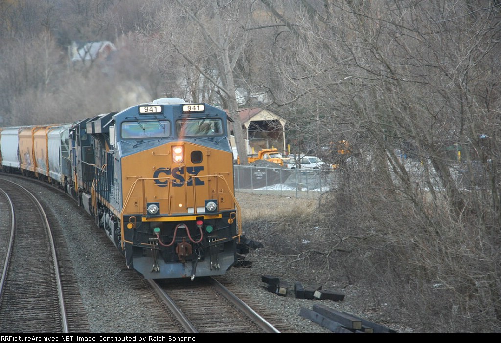 Q434-20 heads north on the main at MP 53, with a new GEVO on the point