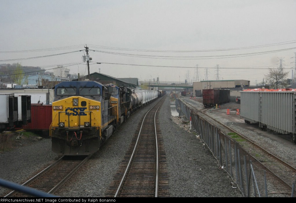 Q434-22 sits on track 1 a CP-1 awaiting railroad to head for Selkirk, NY